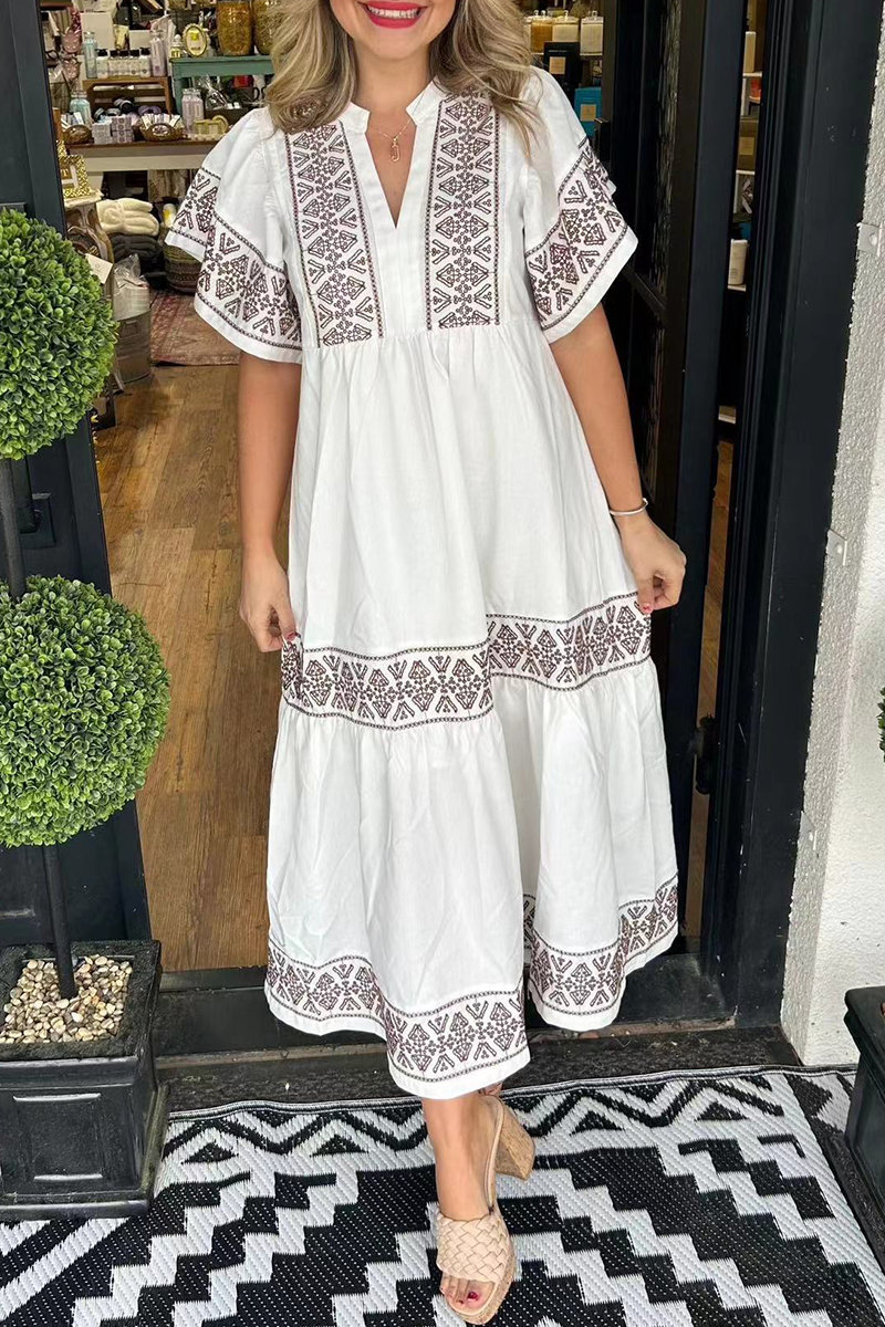 ESTELLA - GEOMETRIC PATCHWORK V-NECK A-LINE DRESS – North & Muse